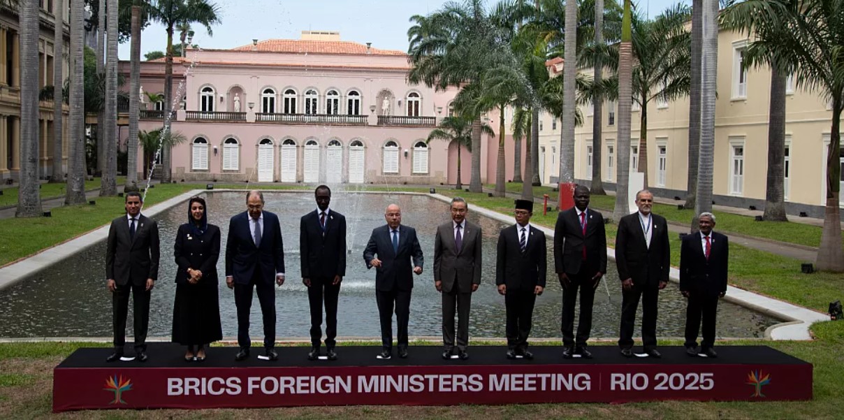 BRICS a Rio de Janeiro, per discutere di pace e dazi USA - Contropiano