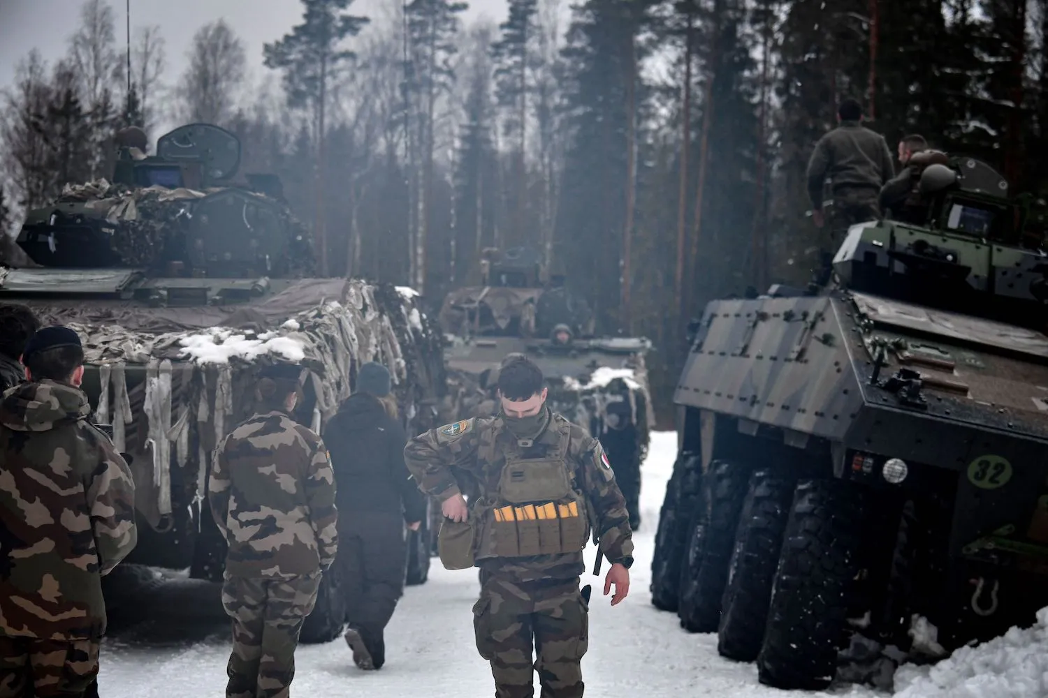 In Ucraina o nel Baltico: UE e NATO vogliono la guerra alla Russia ...